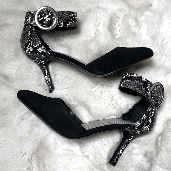 Impo | Shoes | New Impo Tannie 75 Black Snake Skin Ankle Strap Heels ...
